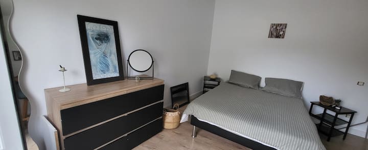 Chambre Proche Du Centre-ville - Parcs - Plage - La Rochelle