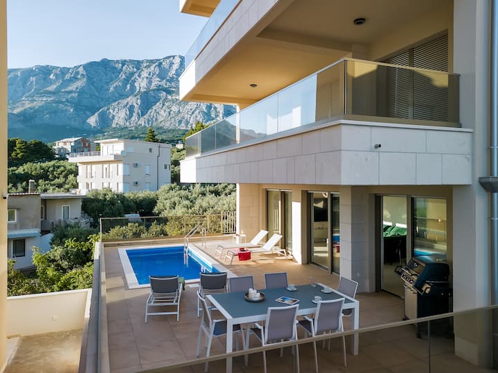 Apartman Delux With Private Pool-makarska Exklusiv - Tučepi