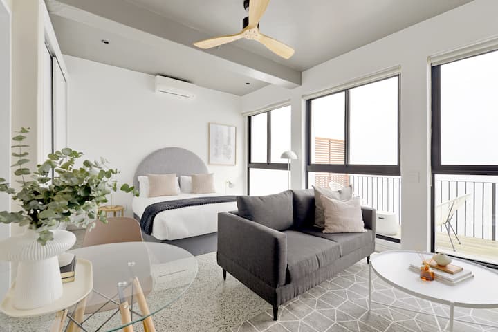 Elegant Studio - Balcony+pool | Cticc | Generator - Cape Town