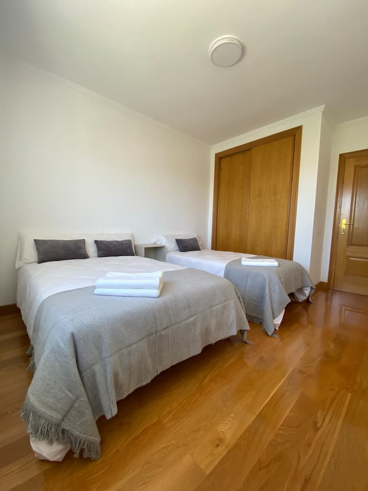 Piso Amplio Cerca De La Playa.4 - Vigo