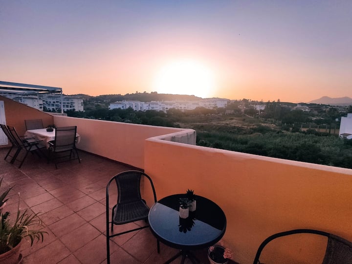 ÁTico - Céntrico - Piscina Grande Y Playa Cerca - - Manilva