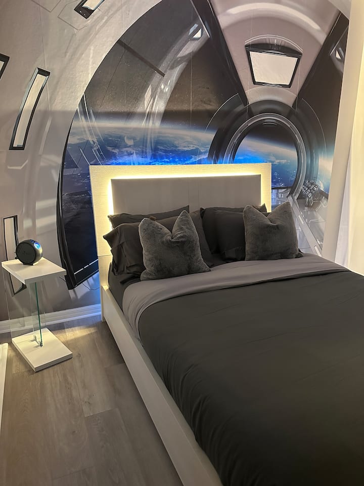 The Force Sleeps Here. 3/2 Villa With Pool - Celebration, FL