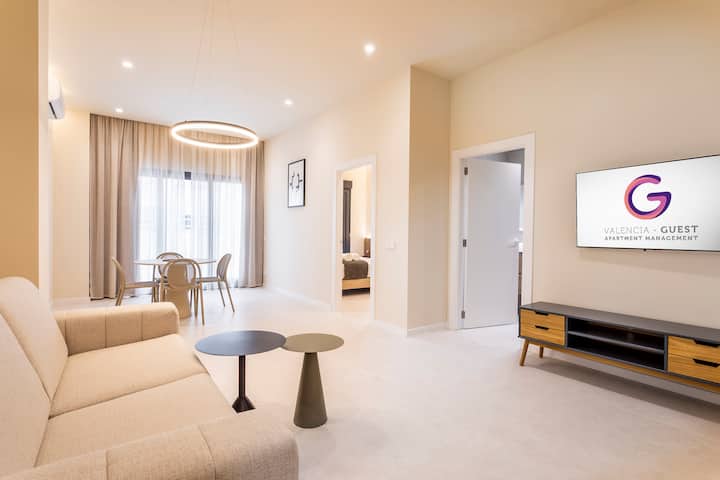 North Station Pen & Suites Experience - Torrent