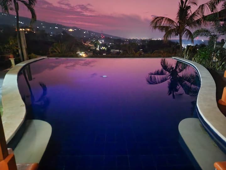 Dharma Lovina Private Villa - Sea Sunset View  5br - Singaraja