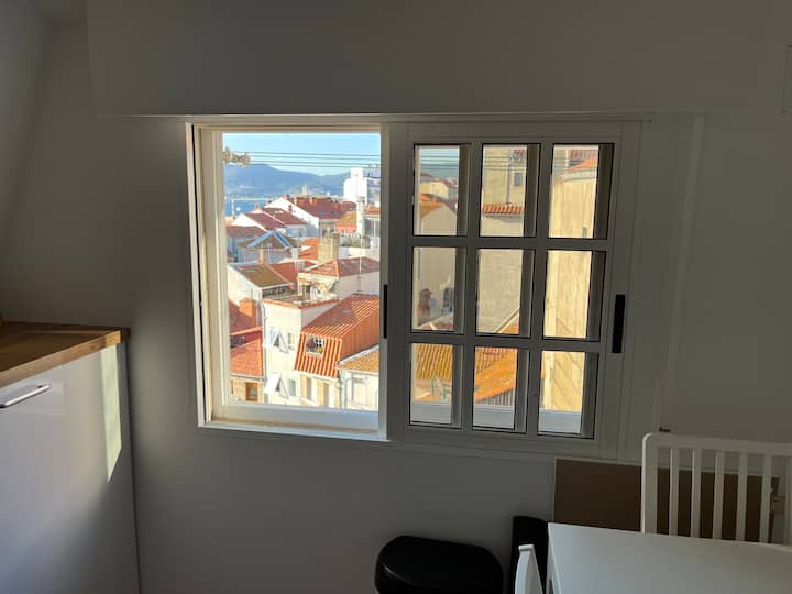 Hermoso Piso Con Vistas Espectaculares A La Ría. - Cangas