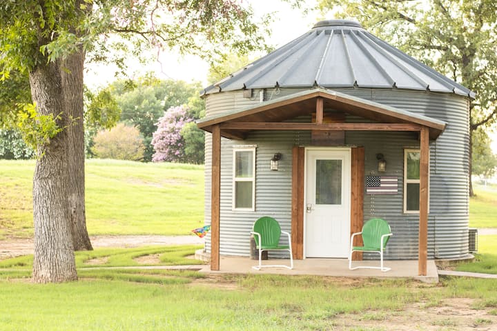 Waco Tiny House Vacation Rentals - Texas, United States | Airbnb