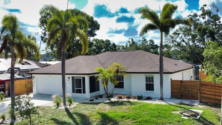 A Hidden Treasure - Minutes Away From Beach W/pool - 威尼斯