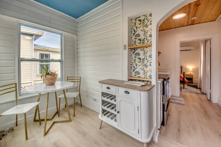 Downtown Cozy Cottage - Fort Myers, FL