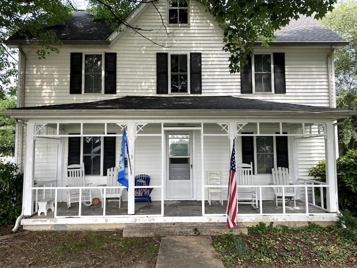 Gammaw's House - Lusby, MD