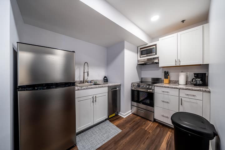 Downtown Indy Stay - Steps To Mass Ave! -3a - Splash Pad, Indianapolis