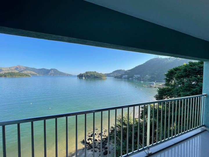 Linda Cobertura Frente Ao Mar! - Angra dos Reis
