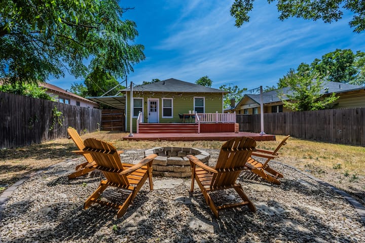 Charming Craftsman Bybishop Arts & Dtown W Firepit - Highland Hills - Dallas