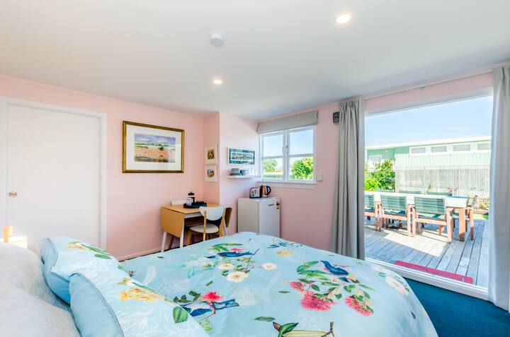 Beach Break Studio - Waikanae