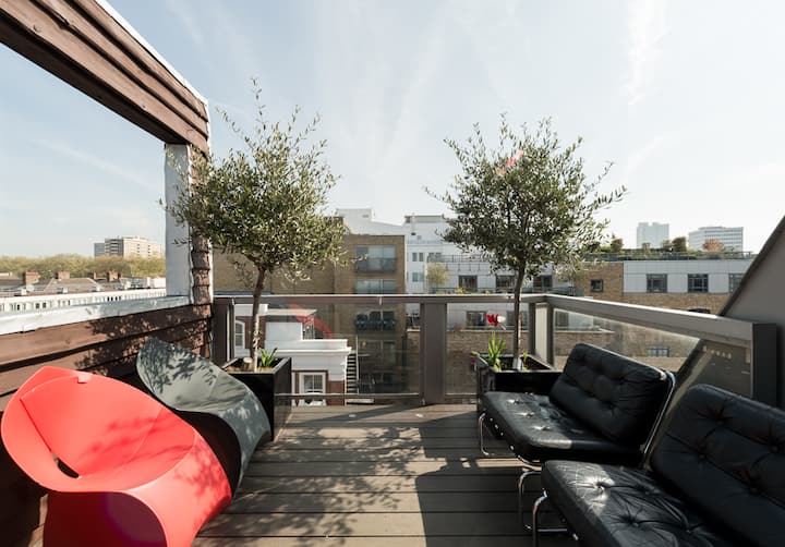 Private Rooftop | 7 Storey Home | Near Shoreditch -