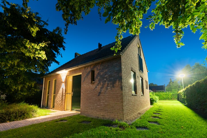 Goldenescape 6p Vip Cottage Met Hottub - Nijmegen