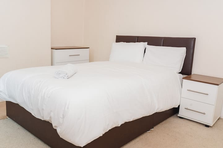 Regent Park House - Stoke-on-Trent