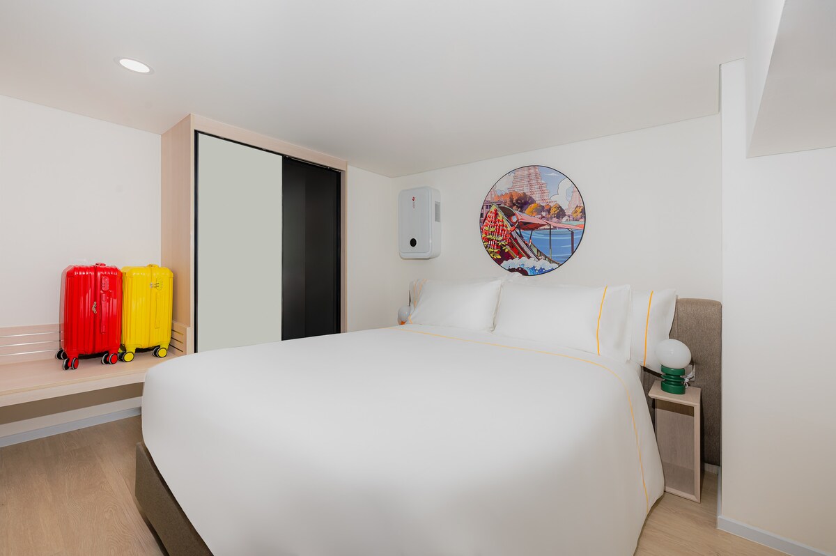 New Residence Rama 9-RCA Ratchada Road - Apartments for Rent in Khet ...