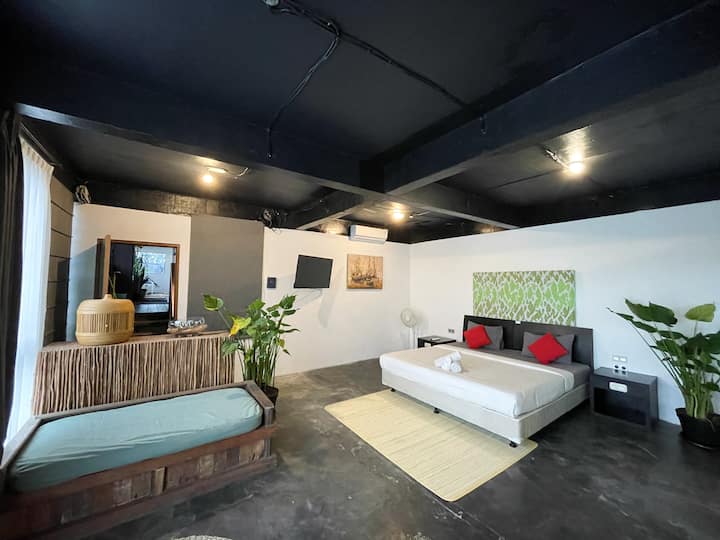 Kampoeng Saya ‘Amed Room’ - Kuta