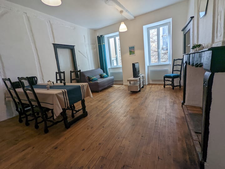 Charmant T2 Calme, Hyper Centre Ville. - Saint-Affrique