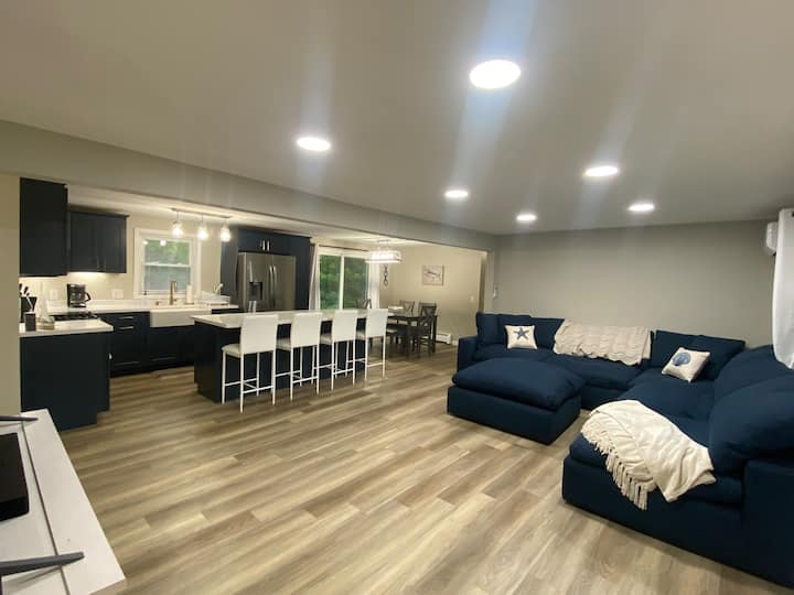 Welcome To Nautical Nook! - Sturgeon Bay, WI