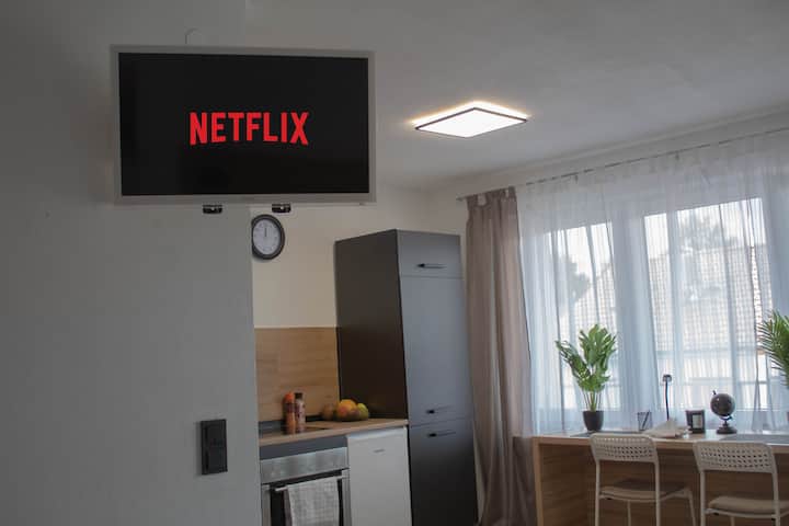 Kitchen | Office | Balcony | Nature | Parking - Herrenberg