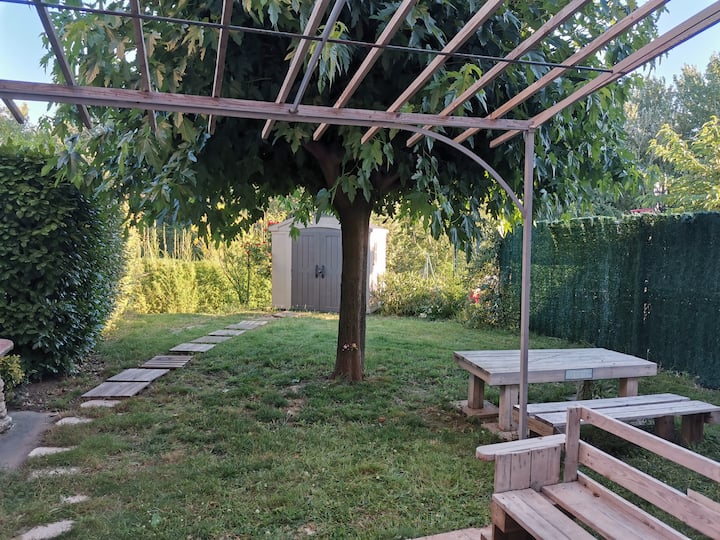 Chambre Au Bord Du Canal - Monteux