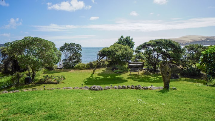 Private Beach Access - Opononi