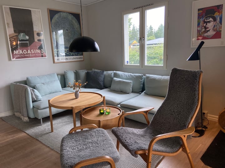 Trivsamt Hus För Din Sommarsemester - Stockholm