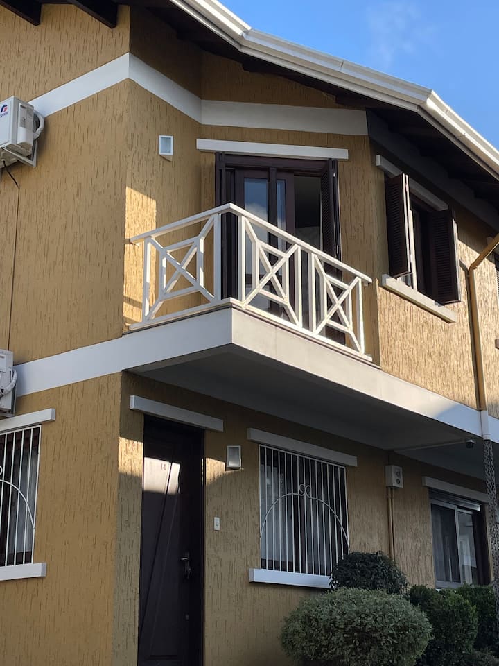 Casa 14 - Agradável E Com Lareira - Canela