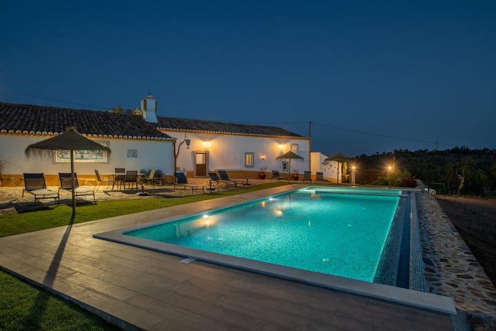 Casa Poço – Refúgio No Campo Com Piscina - Loulé