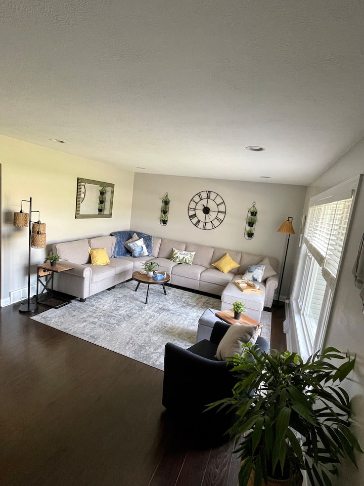 The Lake Retreat - Geneva, OH