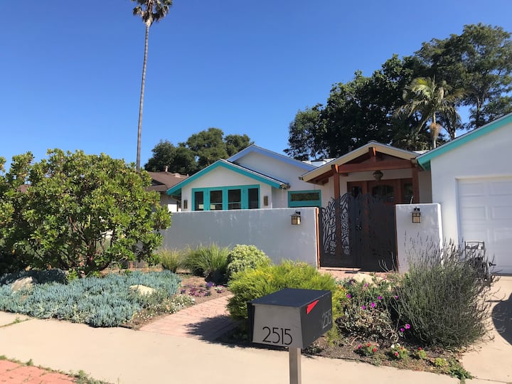 California Dreamin’
Near Beach - Santa Barbara, CA