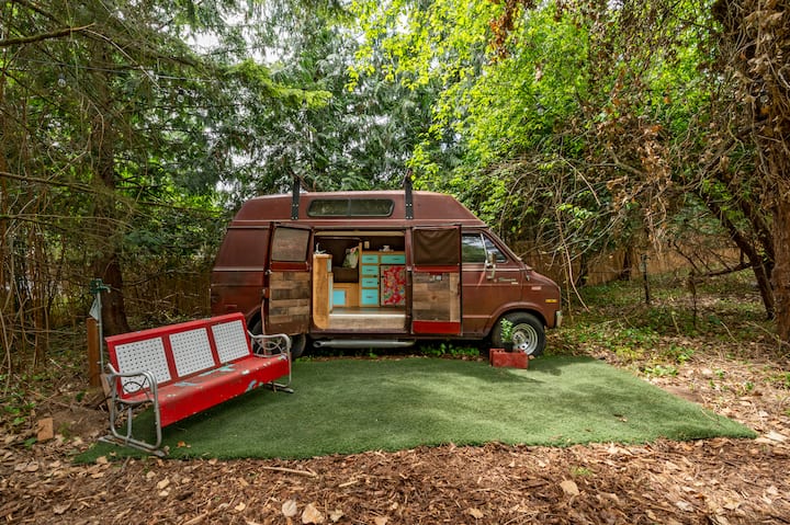 Smooth Sally - 78 Dodge Tradesman Camper Van - Federal Way, WA