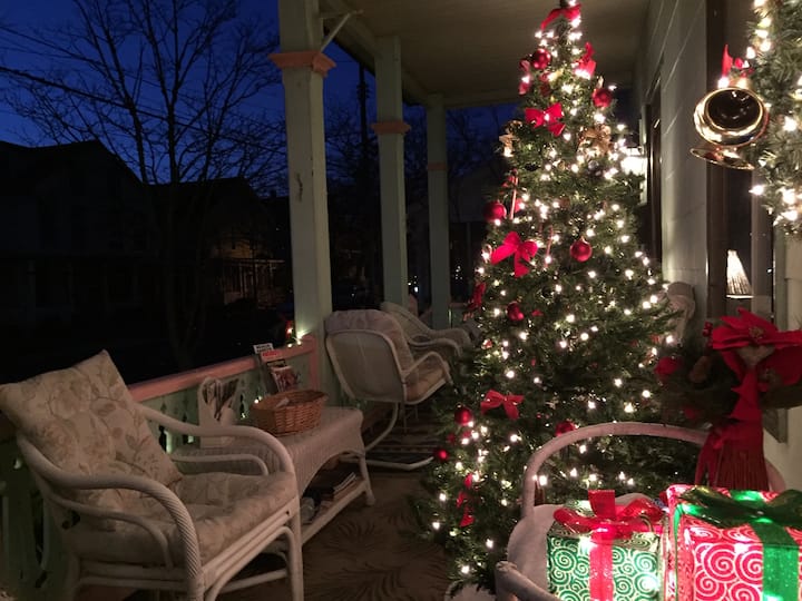 Apt#1 -2bdrm 1 Bath  2 Min Walk To Beach, Eat,shop - Cape May, NJ