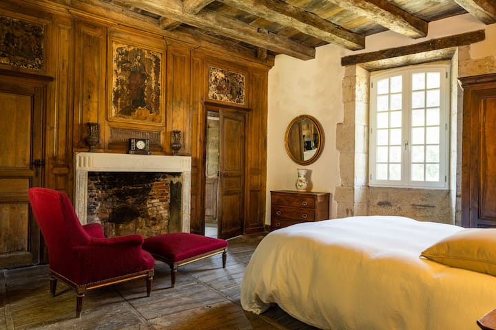 La Maison De Gabriel - 2 Chambres - Table D'hôtes - Brive-la-Gaillarde