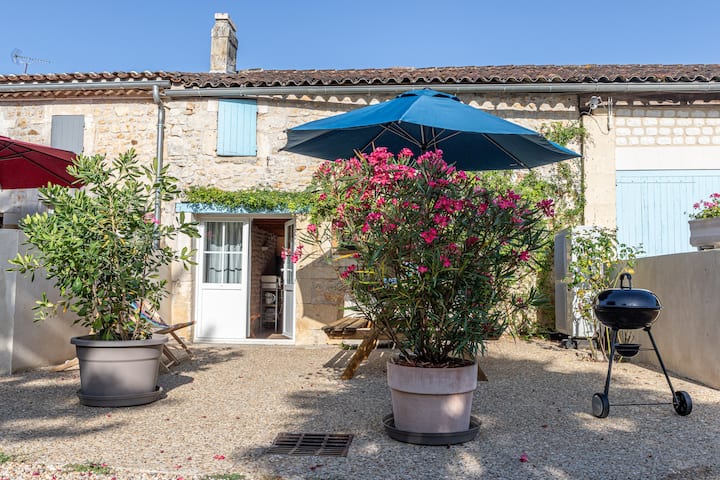 Le Bois, Gîte De Charme Climatisé, Avec Piscine - Francia
