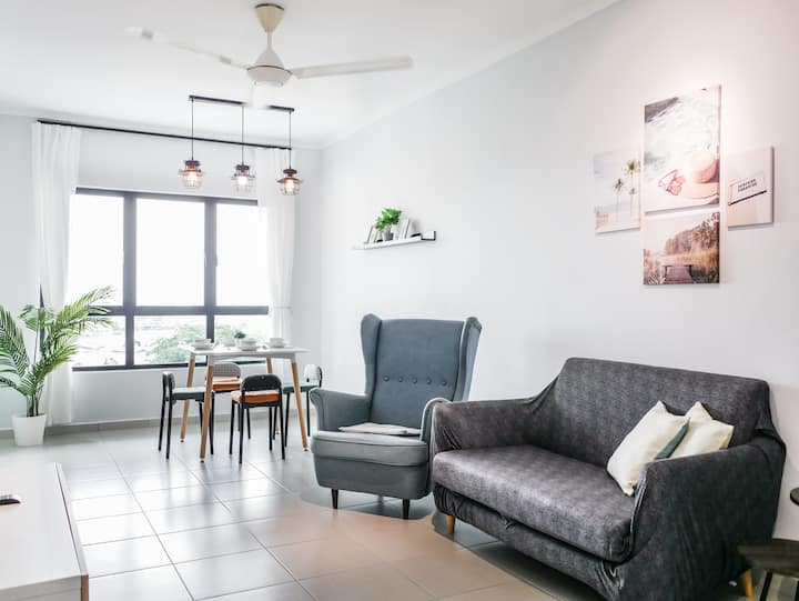 Modern Comfy Apt, Clan Jetties Seaview #Budgetstay - Penang