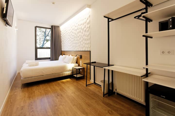 Double Room With Cityview - Barcelona