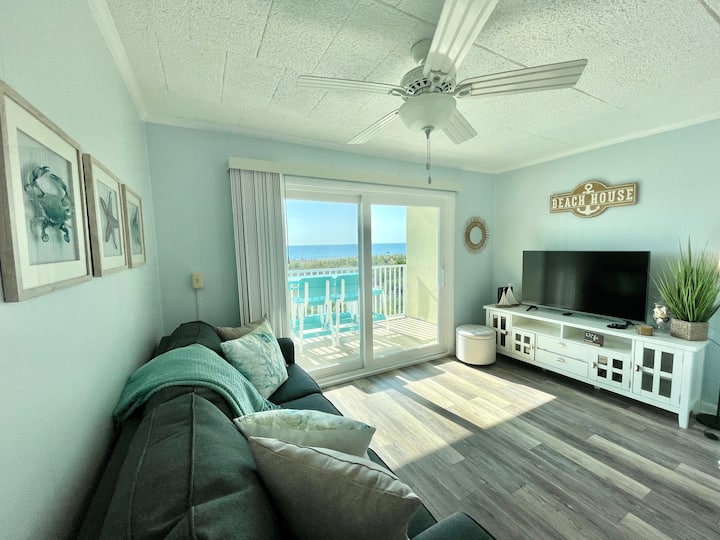 Clean Oceanfront Studio Condo-elevator & Pool - Ocean City, MD