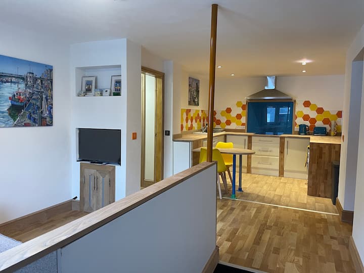 The Corner Post Holiday Letting - Weston