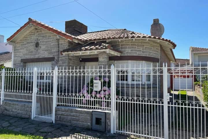 Wide House In Mar Del Plata - 