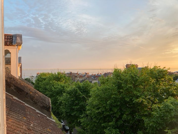 Quirky Top Floor Duplex Apartment - West Sussex