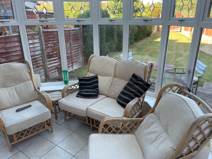 Refurbished 3 Bed House Heswall With Garden - Wirral