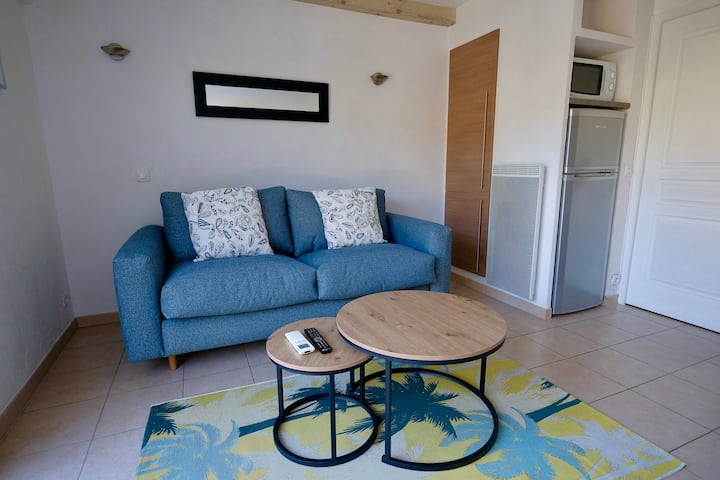 Rez-de-villa à 400 M De La Mer : Les Palmiers - La Ciotat