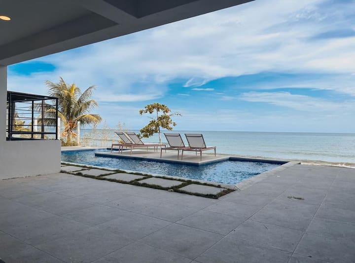 Luxurious Studio A. Beachfront - Omoa