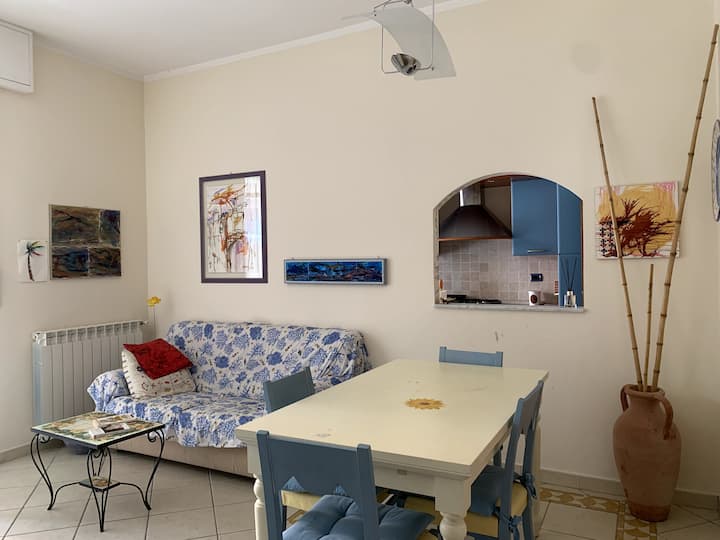 90 M Quadri A 2 Passi Dal Mare - Alassio