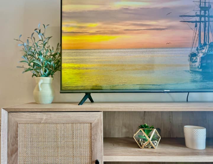 Madrina | Urban Luxe-stylish 2 Br/2 Ba - Irvine