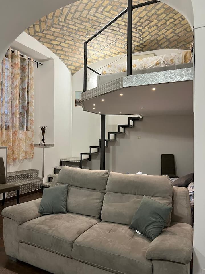 La Rosa Di Roma Colosseo - Roma