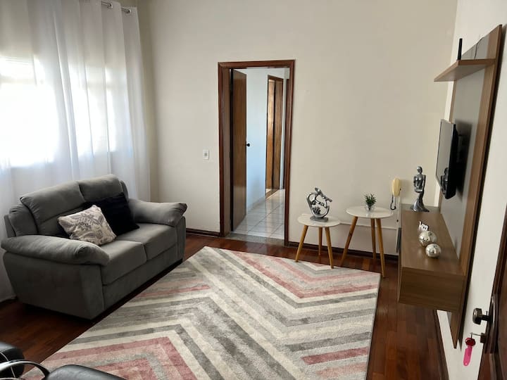 Apartamento Espaçoso Em Franca - Franca
