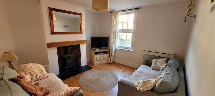 Cosy 2-bedroom House In Kent - Maidstone